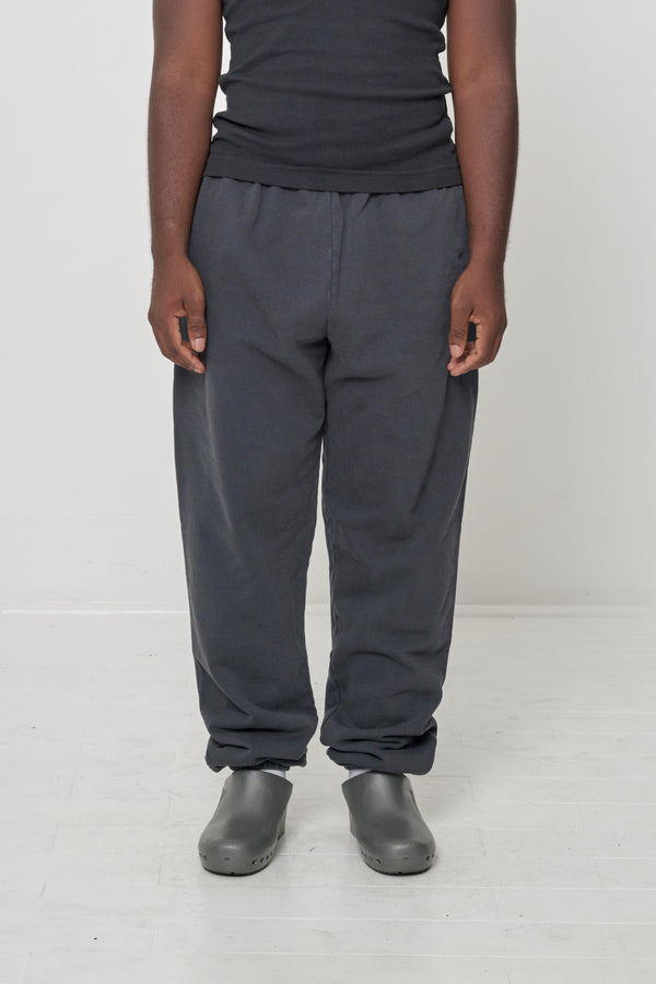 Trash Sweatpants — Everybody.World