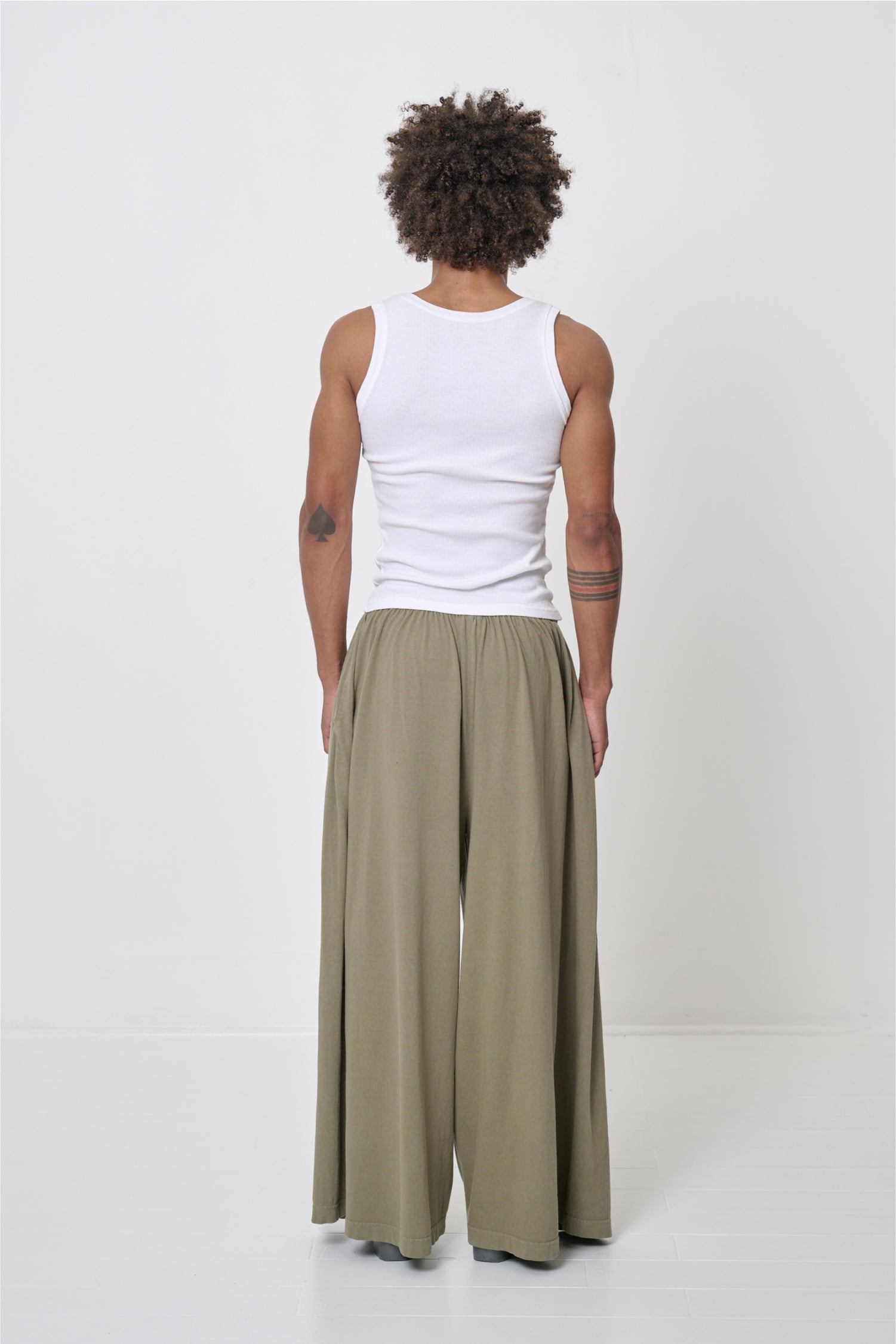 Tubular Pants — Everybody.World